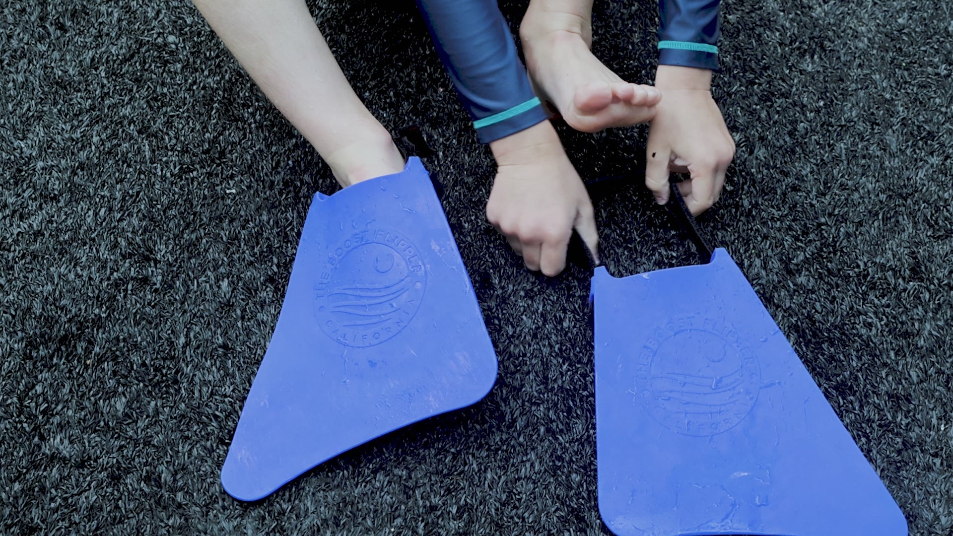 The Boost Flipper-Children's Swimming Flippers